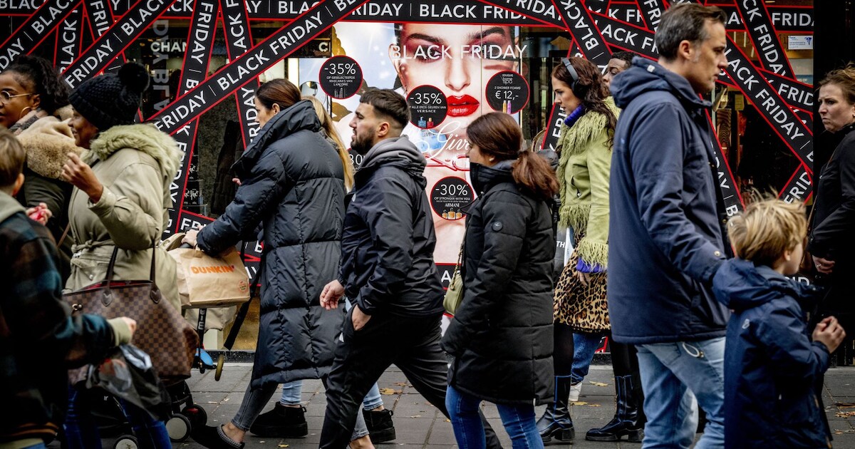 Black Friday in Rotterdam! Ga jij op koopjes jagen? Of schrikt eerdere ...