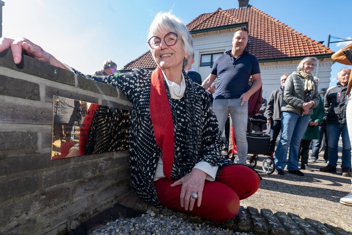 Zijn naam? Verzetsman Henk Groot Enzerink reageert slim en noemt zijn ...