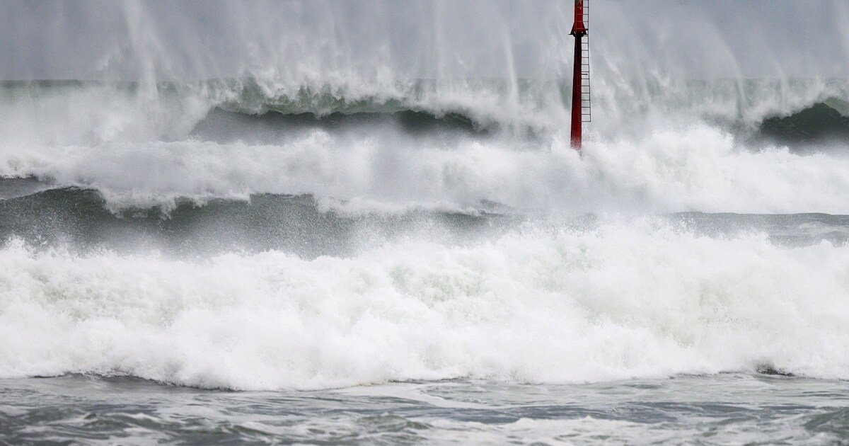 Code rood in delen Spanje: extreme regen en sneeuwval | Buitenland | AD.nl