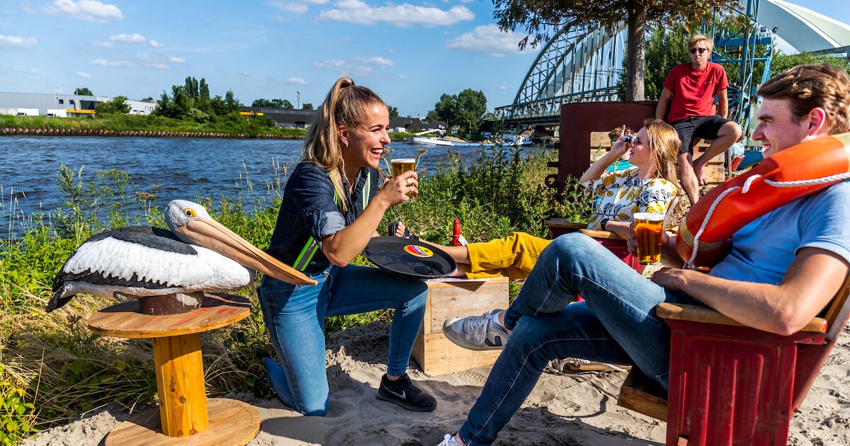Een zomerse hotspot met veel extra's: Utrecht heeft er een strand bij ...