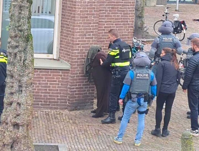 Verdachte uit Bunnik (44) moet in cel blijven na dreiging met terreur ...