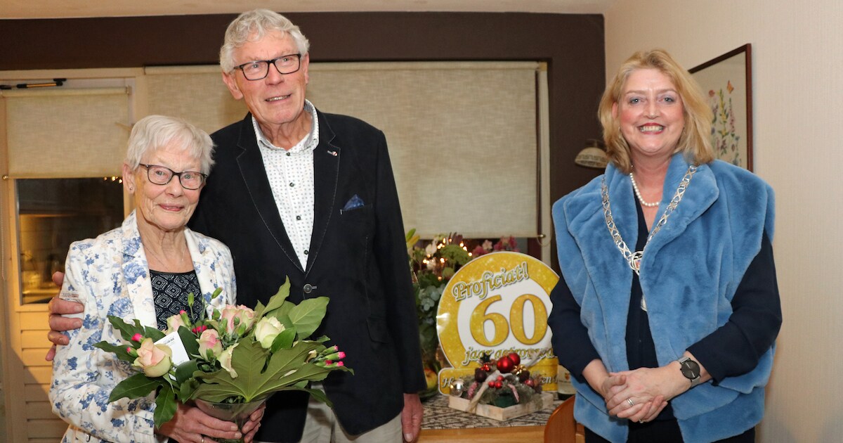 Gerrie en Kees vieren hun 60-jarig huwelijk: ‘Hij is nog steeds een praatjesmaker, maar ik ben ...