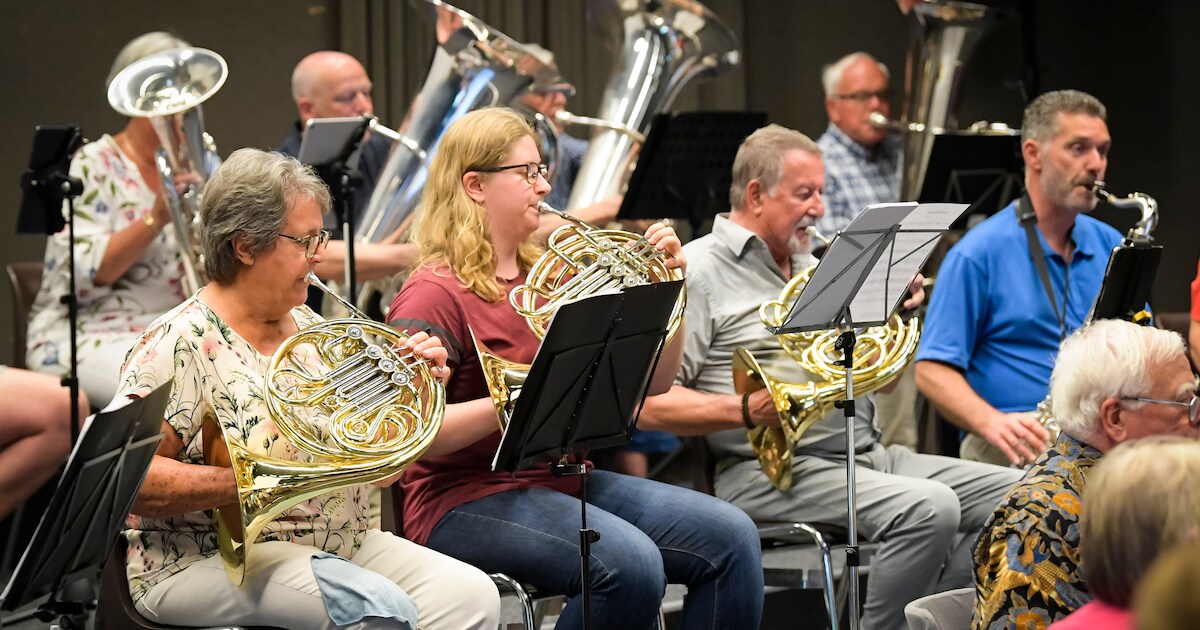 Orkestleden Dordrechts Philharmonisch nemen oordoppen tegen ...