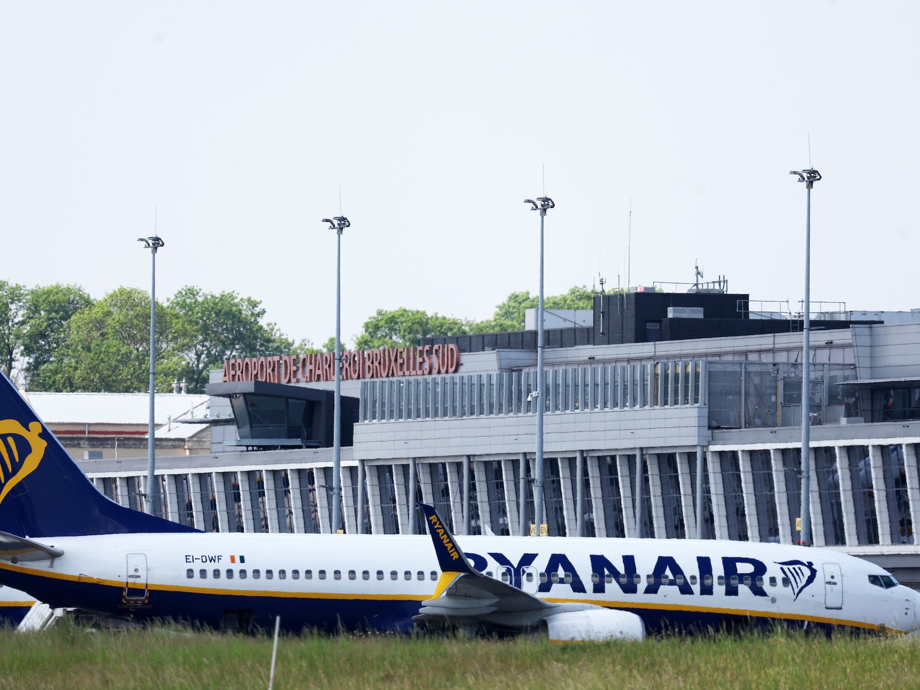 Toeristen flink duurder uit: Parijse restaurants rekenen hogere prijzen ...