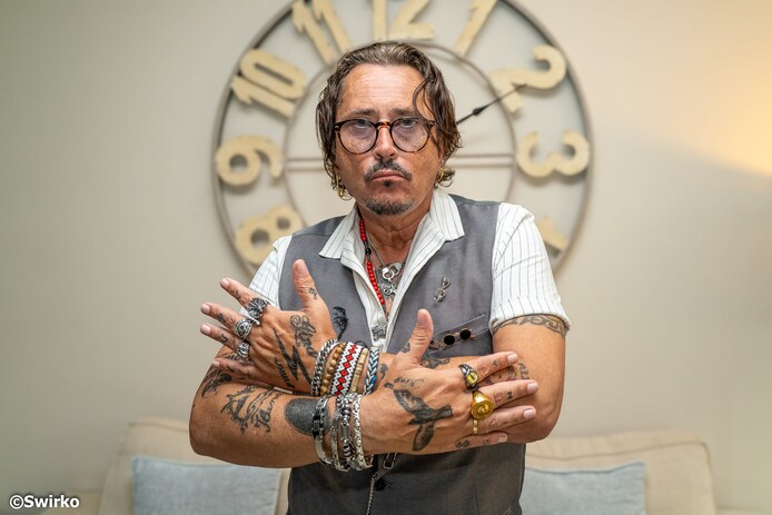 Tony ging viraal als lookalike van Johnny Depp: ‘Soms staan ze trillend ...