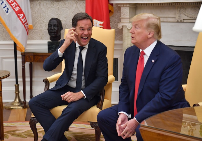 Trumps lichaamstaal verraadt veel: ‘Hij weerspiegelt direct wat hij ...