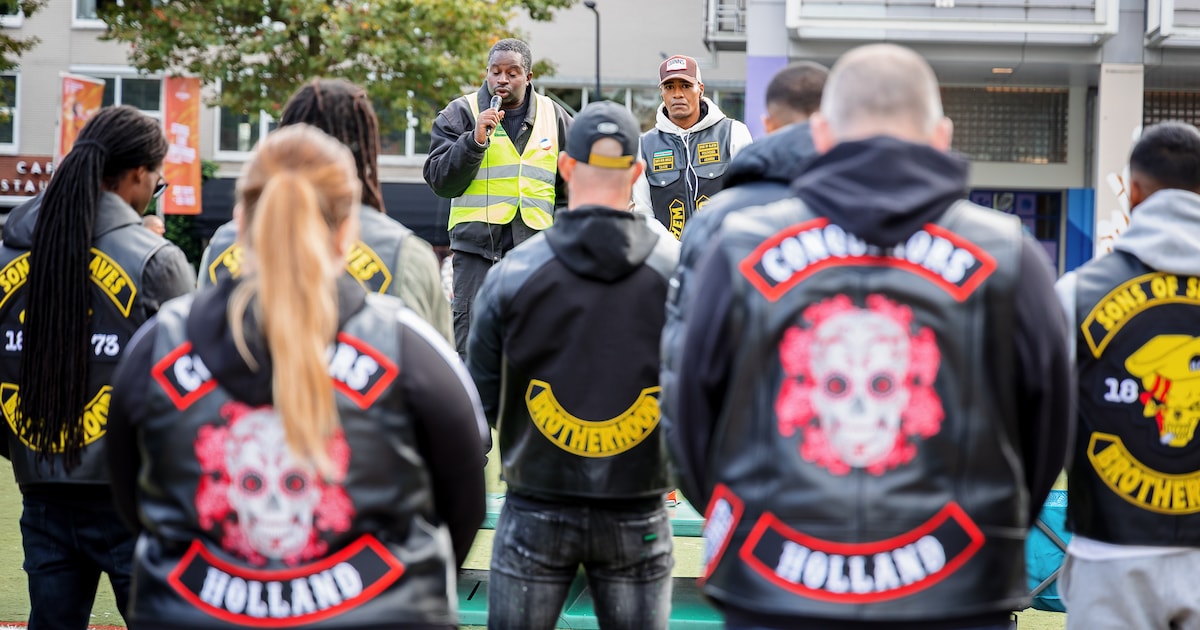 Demonstratie tegen politiegeweld na dood Remon Kalloe (42): ‘Dit mag ...
