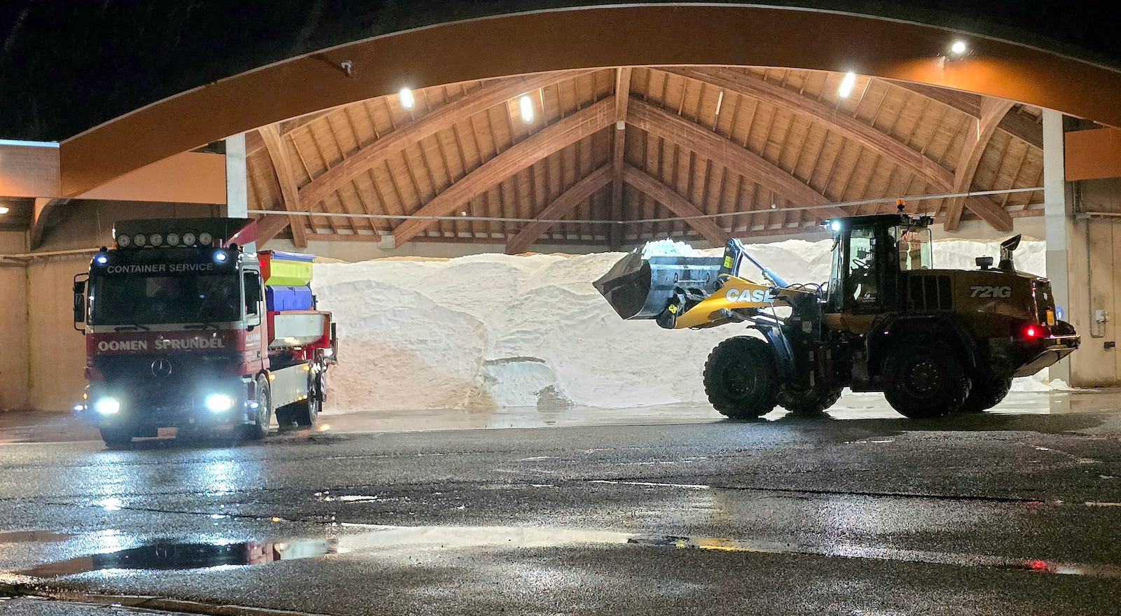 In de zoutkathedraal van Breda begon de strijd tegen sneeuw en ijzel ...