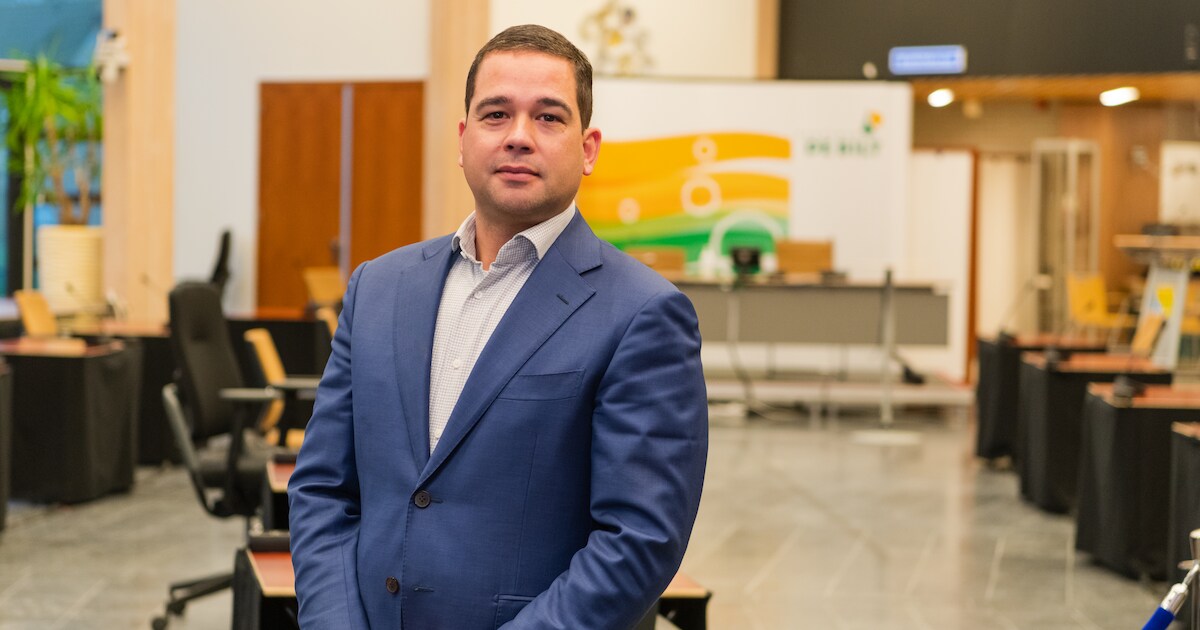 Zo gaat enthousiaste ‘nerd’ Ralph Jacobs rust in de tent brengen bij ...