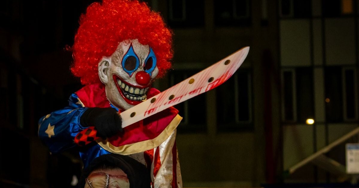 Halloween onder vuur door gebruik nepwapens: ‘Iemand met echt mes kan ...
