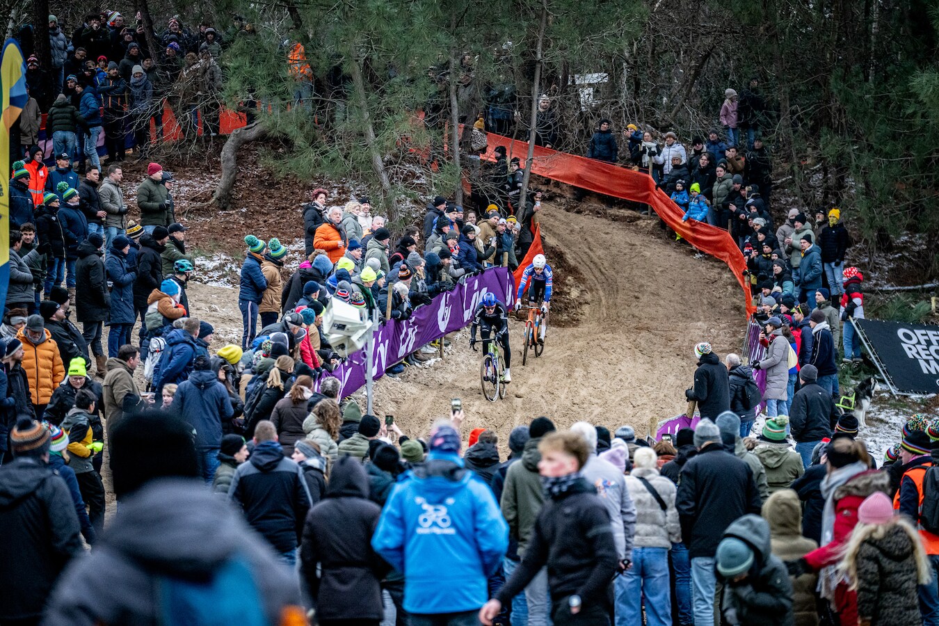 Grenzeloos gezellig NK in Huijbergen, waar Vlamingen juichen voor ...