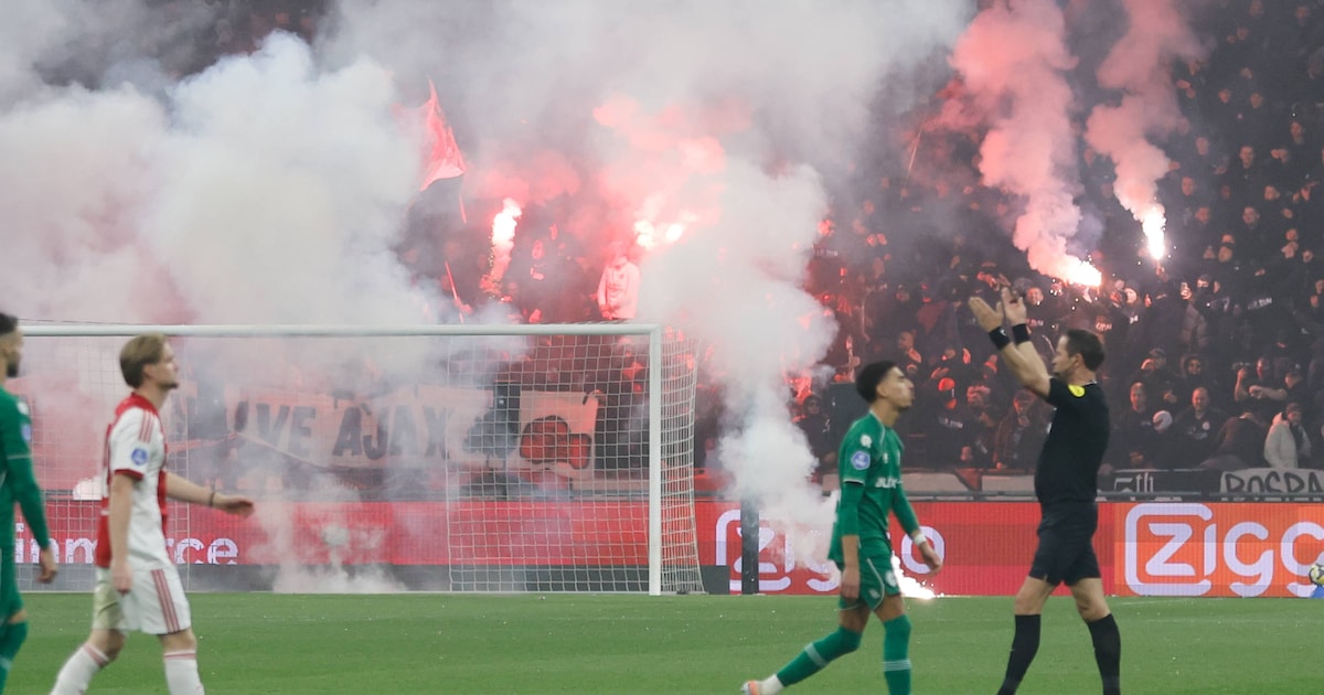 Ajax neemt maatregelen na vuurwerkactie: tribune van F-Side blijft leeg ...