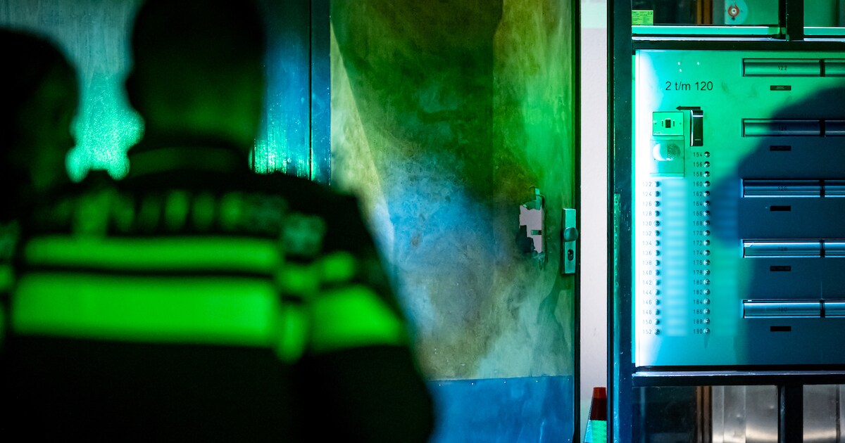 Explosie bij portiekwoning en brand bij coffeeshop in Rotterdam ...