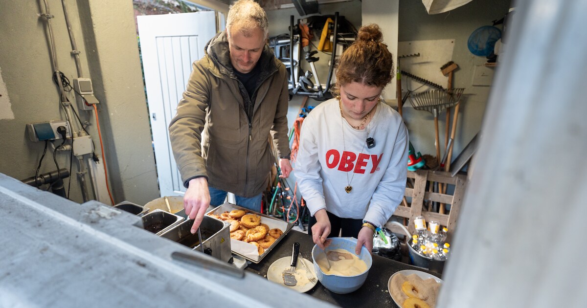 500 appelbeignets: Jinte (15) bakt zich suf om haar grote droom waar te ...