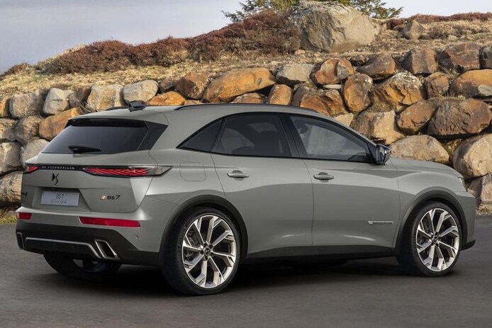 Vernieuwde DS7 oogt als compleet nieuw model | Auto | AD.nl