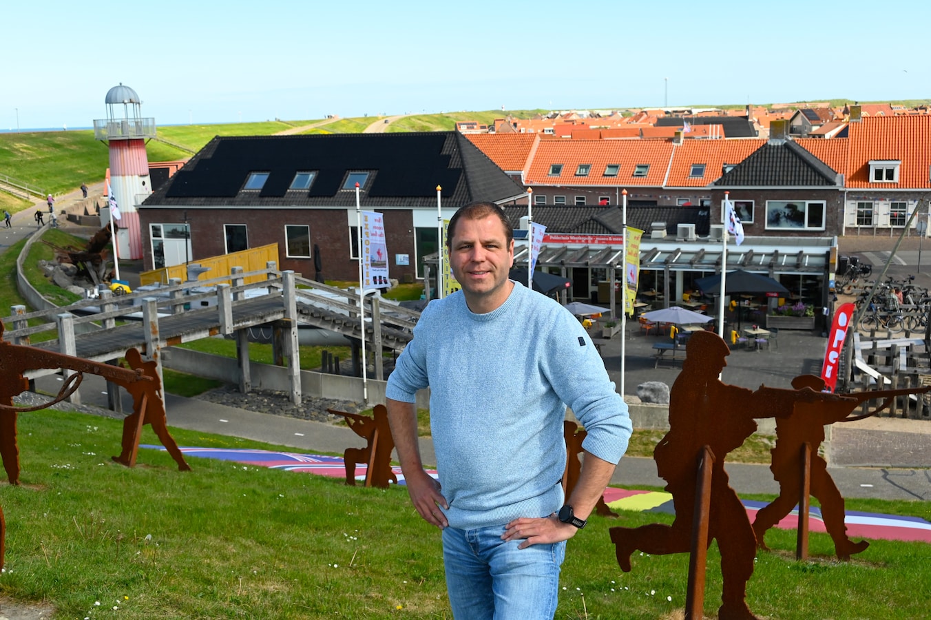Twintig jaar na zijn eerste kop koffie is Ivo het gezicht van Het ...