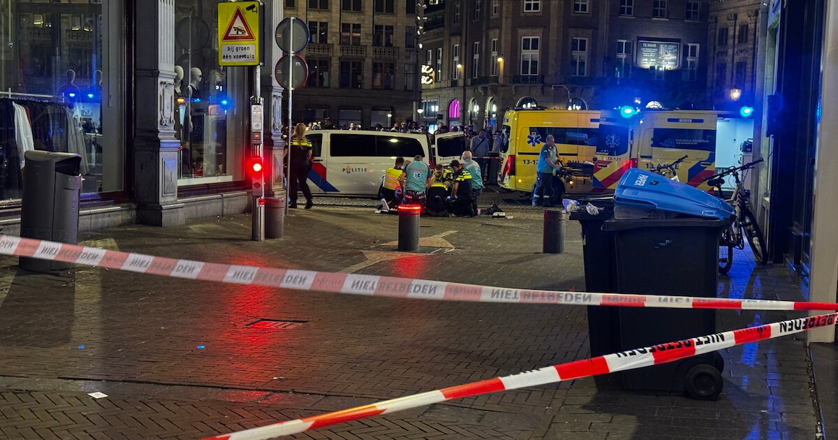 Man (18) uit Harderwijk zwaargewond na steekpartij bij de Dam in Amsterdam, verdachte ...