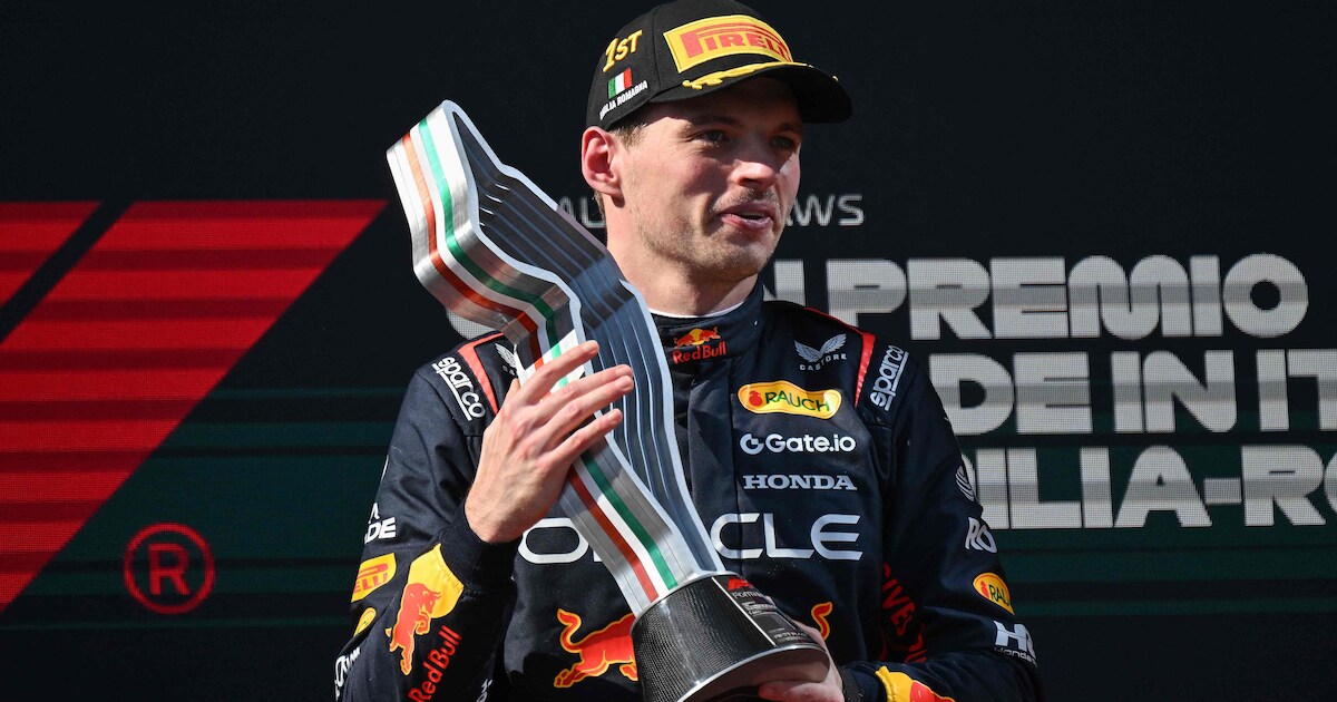 Buitenlandse media zien Max Verstappen terugkeren in titelstrijd: ‘Hij fladderde weg met één ...