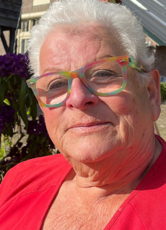 Cobi schrijft spannend boek over twee dorpsfeesten die worden ...