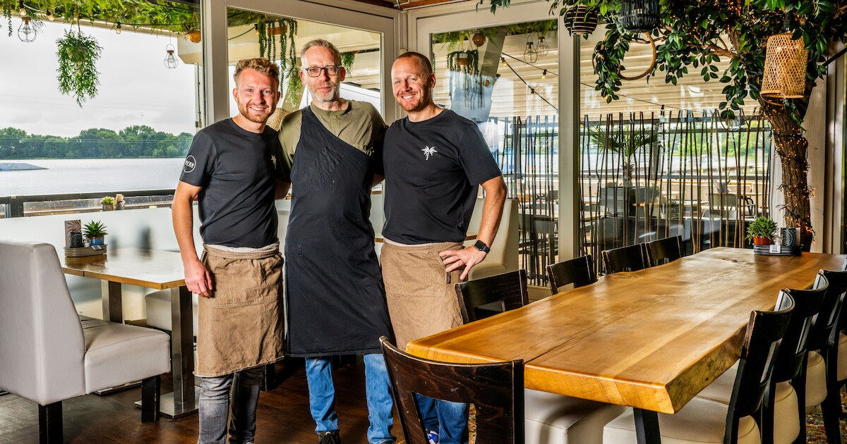 Dol op koken? In dit restaurant aan de plas kun je zelf je biefstukje ...