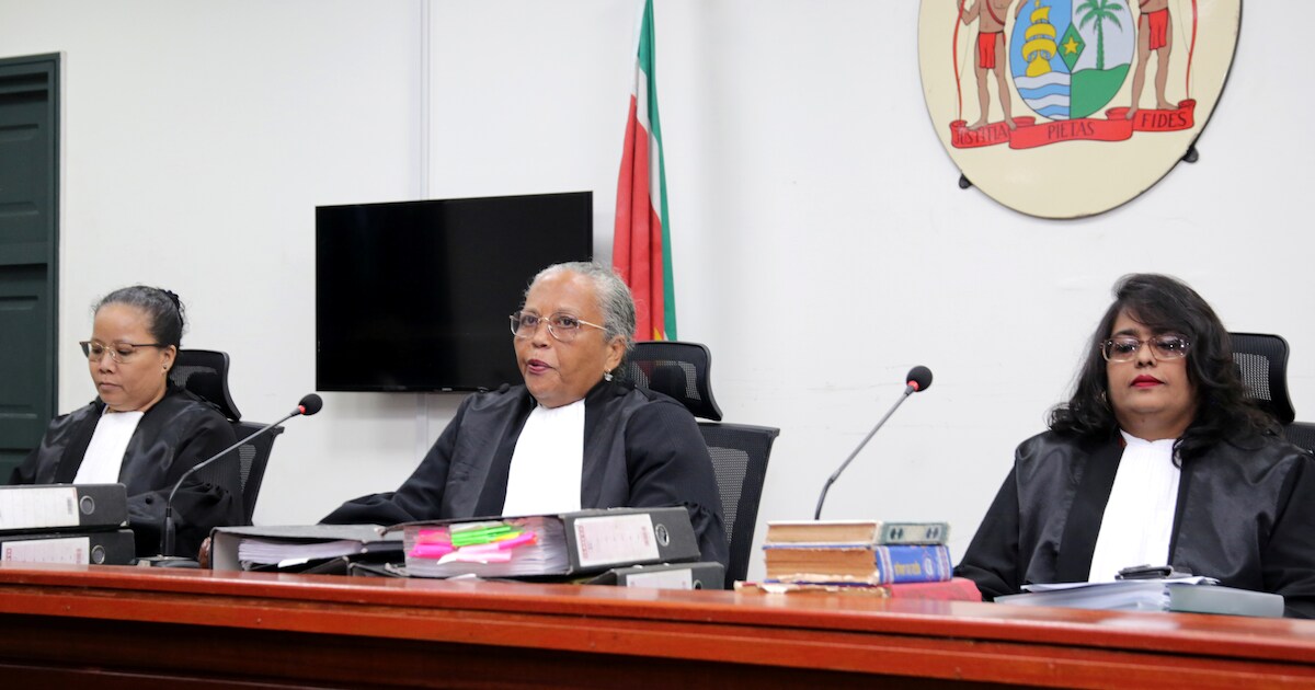 Nog zes verdachten veroordeeld voor Decembermoorden | Buitenland | AD.nl