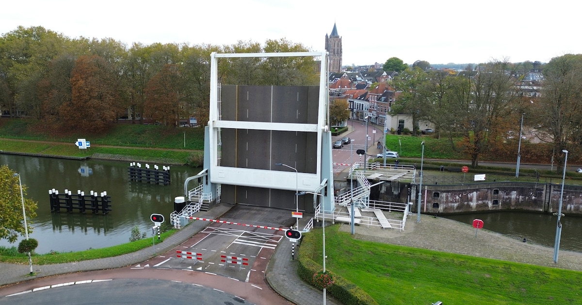 Korte Brug in Gorinchem stuk: verkeer moet twee weken omrijden ...