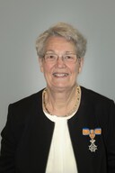 Een lintje voor een voormalig prins carnaval en nog 10 andere decorandi ...