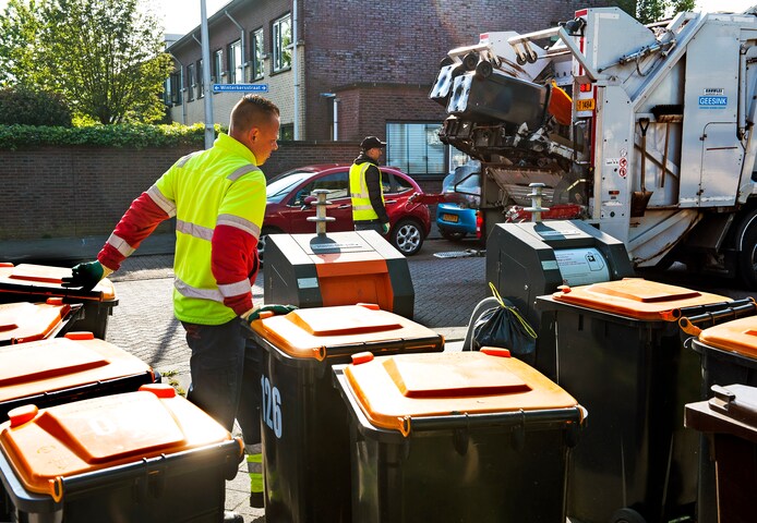 Utrechtse gemeenten passen afvalinzameling aan door staking: ‘Houden ...
