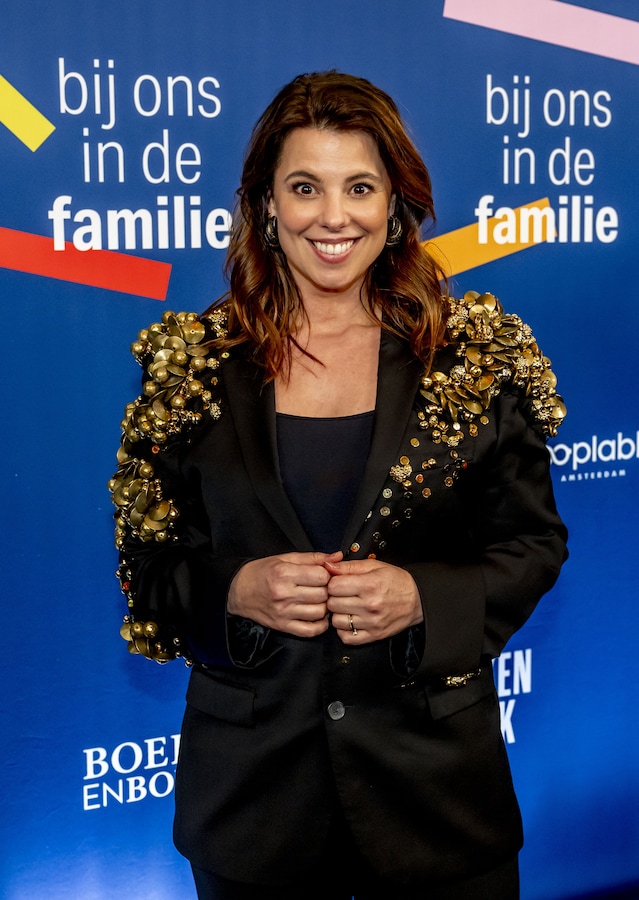 Roos Moggré verrast op de loper steeds met supertoffe looks | Foto | AD.nl
