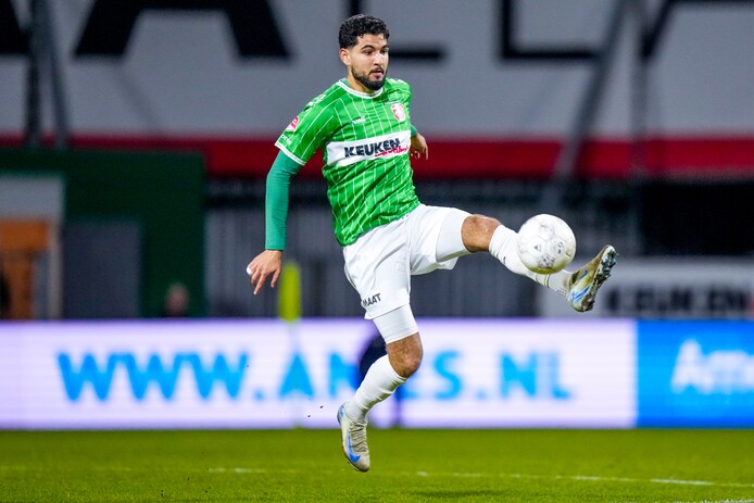 Nu officieel: FC Den Bosch haalt nieuwe optie achterin weg bij FC ...