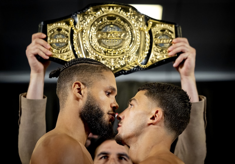 Levi Rigters houdt huis in Ahoy: Nederlander velt Jamal Ben Saddik met spectaculaire trap ...