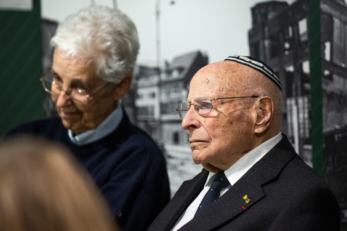 Oorlogsheld Max Wolff (1926-2025) wist bij alle eerbetoon ook beter ...