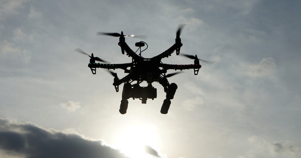 Vijftien drones waargenomen boven militaire basis in België, defensie ...
