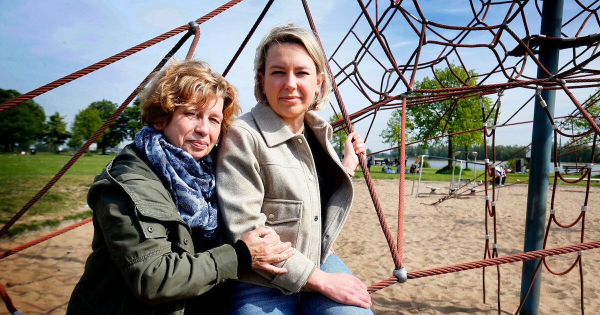 Dina haalde met veel pijn en moeite haar moeder weg uit de oorlog: ‘Zo ...