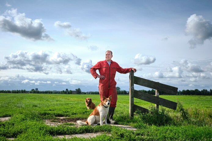 Anton (33) neemt de familieboerderij over en wandelaars mogen direct ...