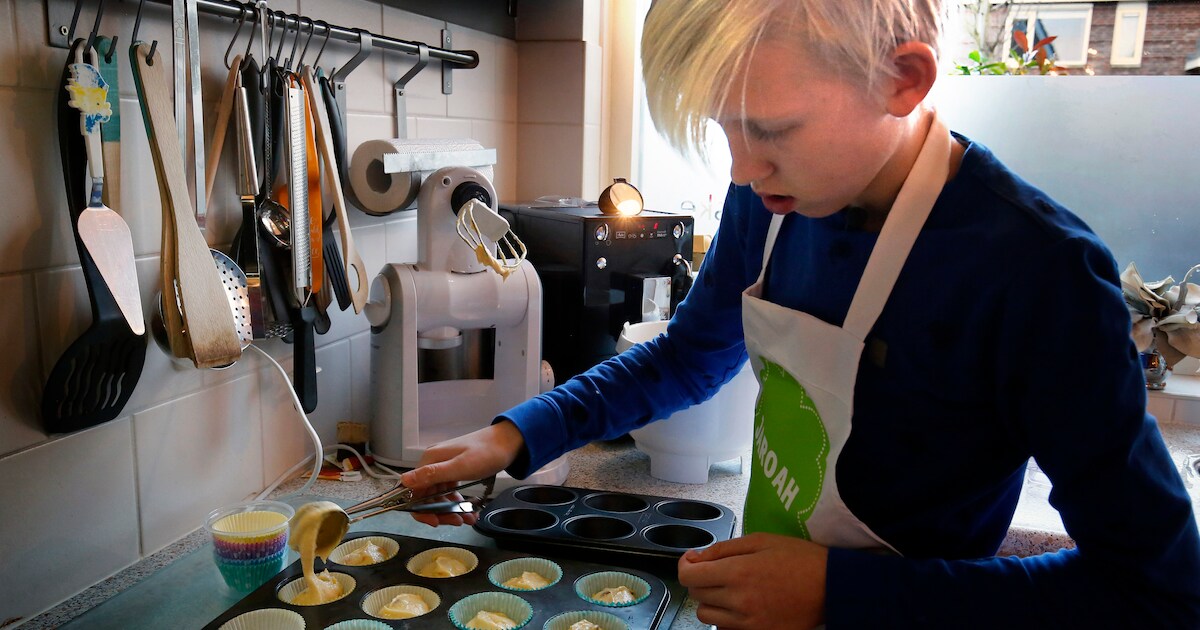 Patissier in de dop: Jaroah (13) bakt liever cupcakes dan dat hij gamet ...