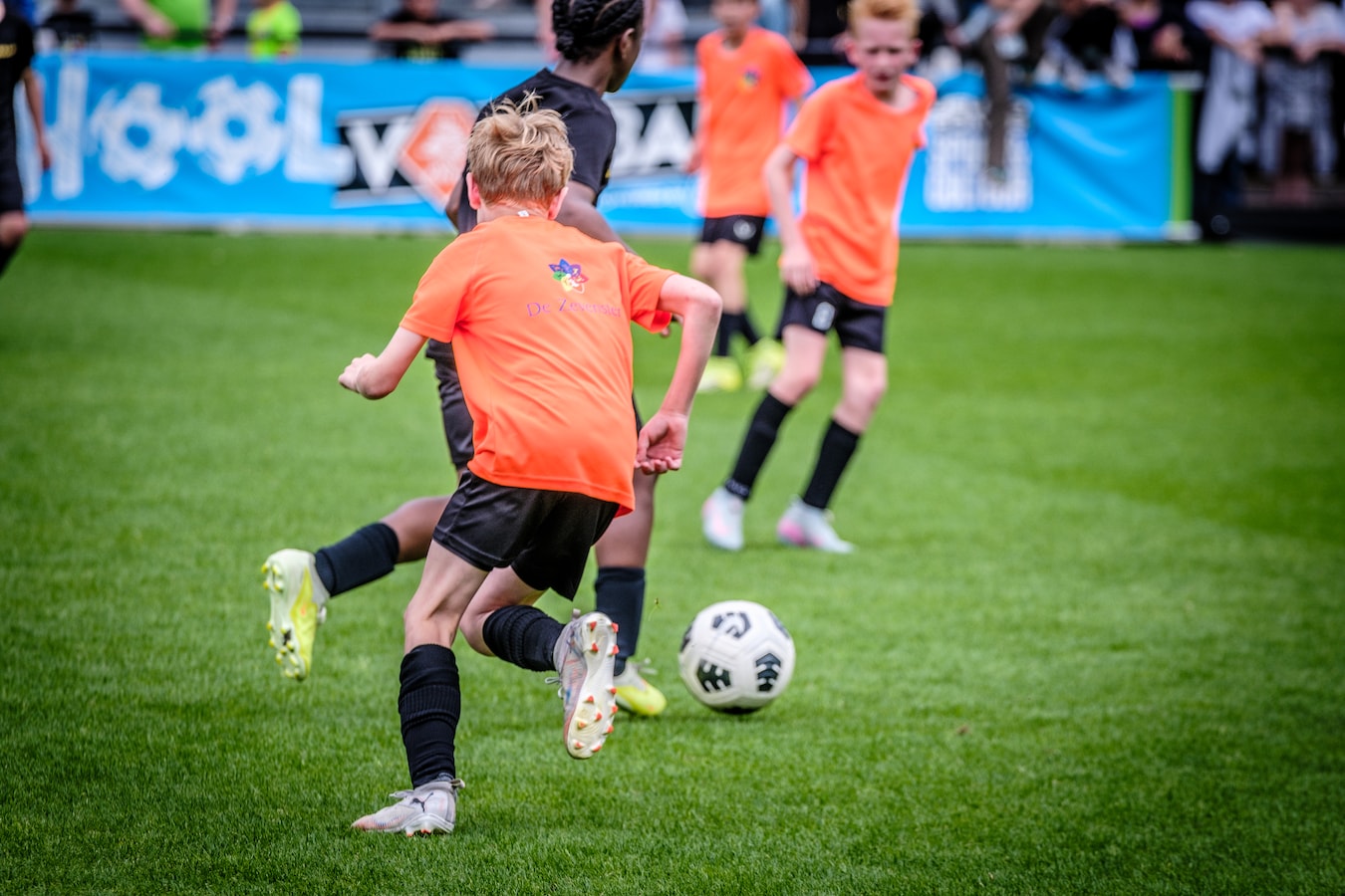 Dit team uit Denekamp speelde om NK-titel tegen spelers uit de jeugd ...