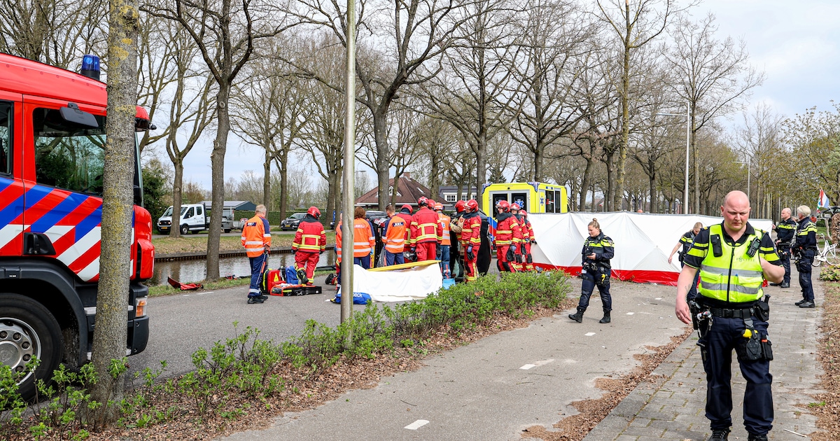 Auto belandt op zijkant bij zwaar ongeluk in Ter Apel | 112 nieuws ...