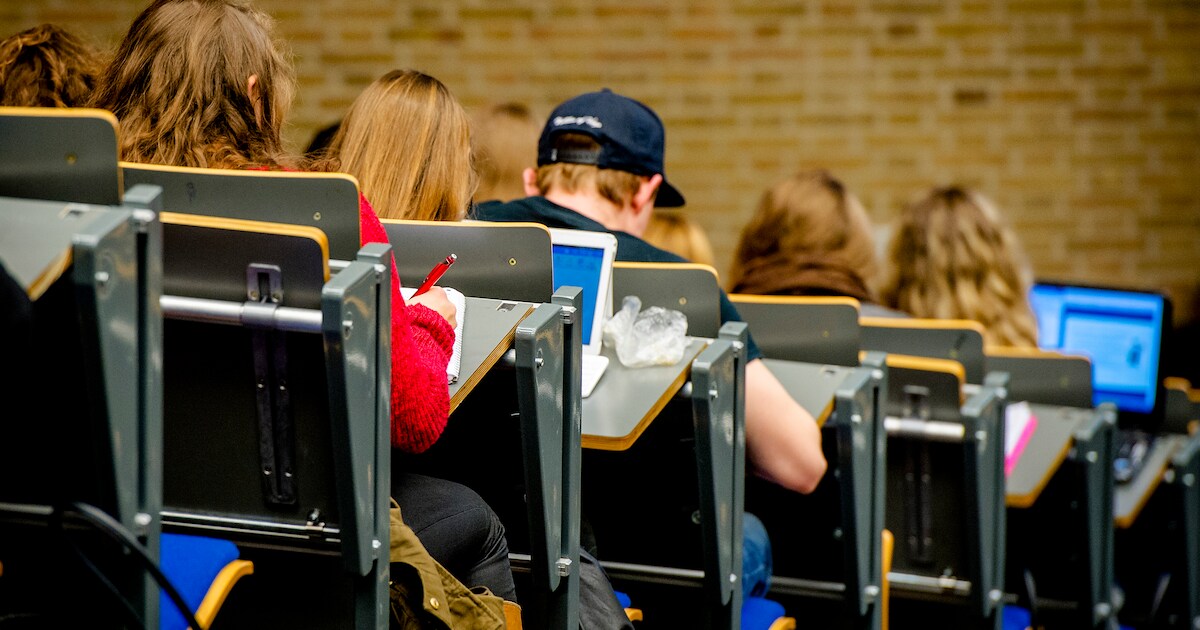 Studenten krijgen miljoenen euro’s terug na indirecte discriminatie ...