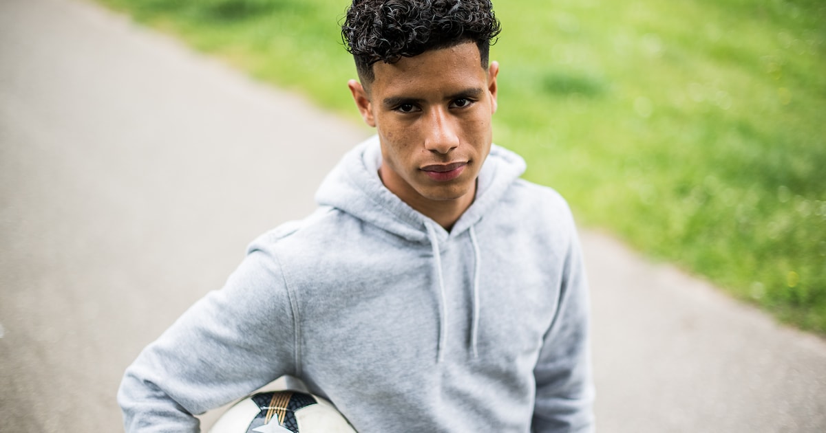 Noah Abid van Manchester City naar eerste klasse: ‘Te vaak ...
