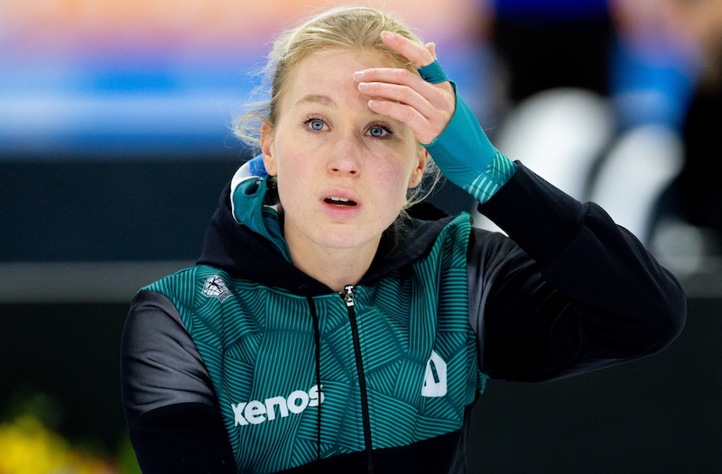 Woedende Merel Conijn verlaat plots NK allround na één race ...