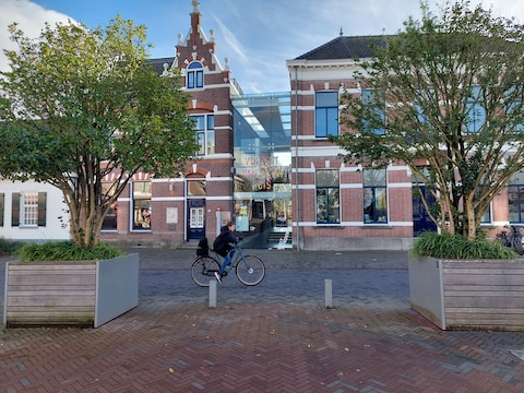 Stephan Keppel toont Van Gogh-installatie met vondsten uit Zundert ...