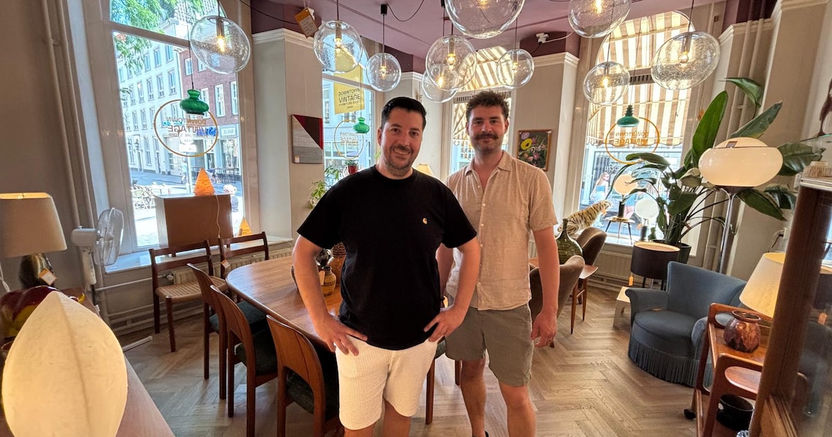 Joost en Niels breiden vintagewinkel uit: ‘We wilden een woonkamer ...
