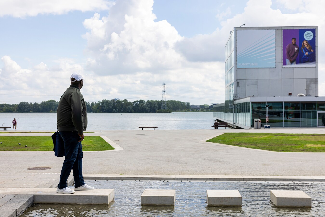 Iwan (55) werd als Nederlander geboren, maar woonde hier elf jaar ...