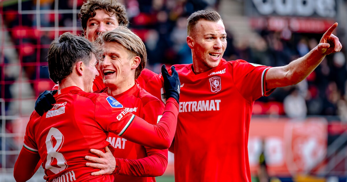 FC Twente wint eindelijk weer eens na merkwaardige wedstrijd tegen RKC in Enschede | Voetbal | AD.nl