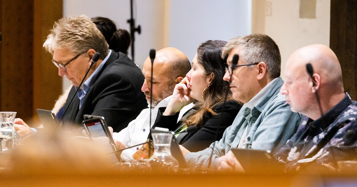 Binnen een jaar gaat het alwéér helemaal mis bij Beter Voor Dordt: ‘Doorlopende bedreigingen en ...