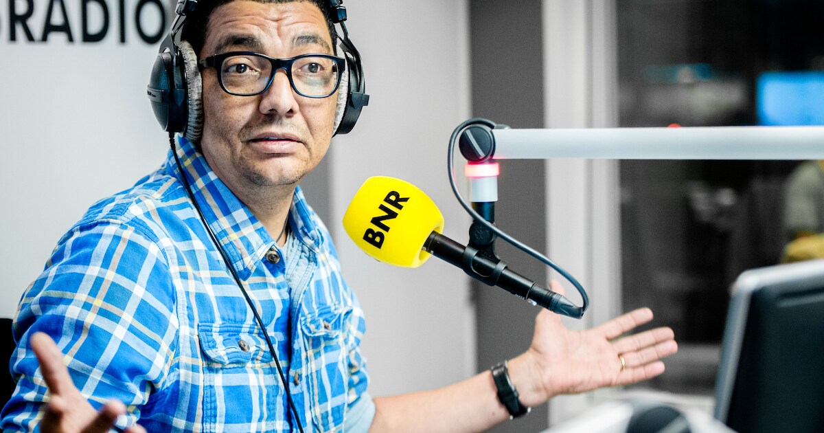 Raymann houdt iedereen voor de gek: stopt met roken | TV & Radio | AD.nl