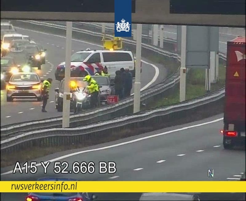Twee rijstroken dicht op A15 bij Rotterdam na ongeluk | Regio | AD.nl