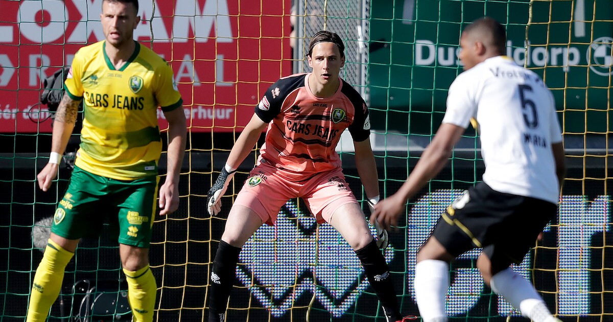 ADO-keeper Hugo Wentges speelde na operaties 8 maanden geen duels, nu ...