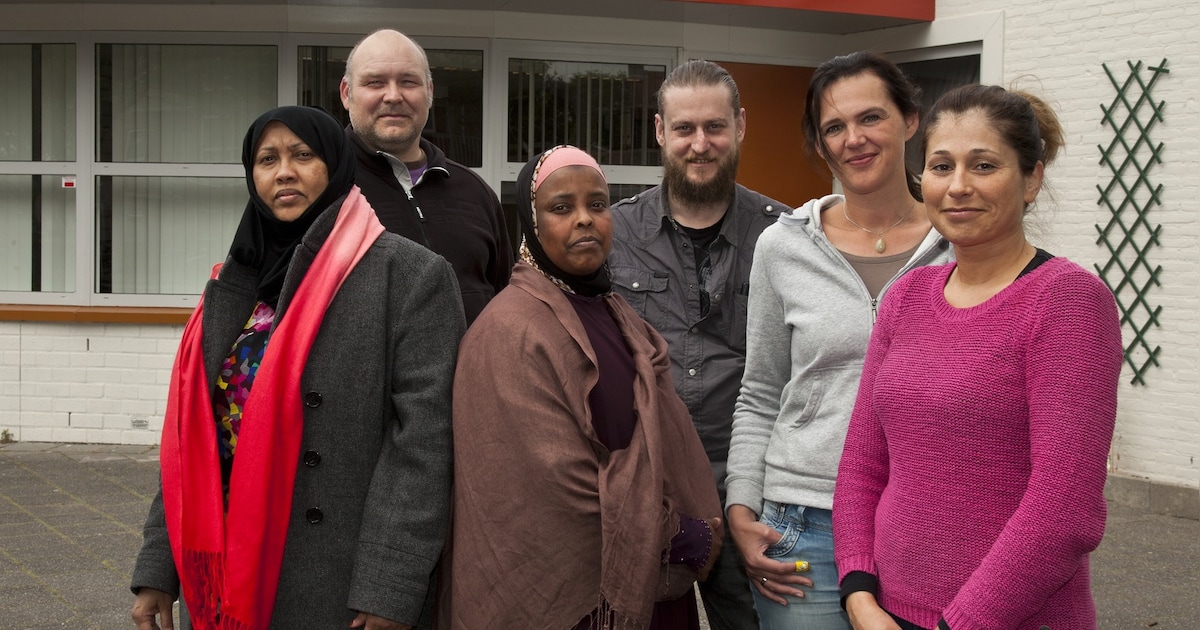 Proef Kruiskamp op plein voor De Witte Vlinder | Amersfoort | AD.nl